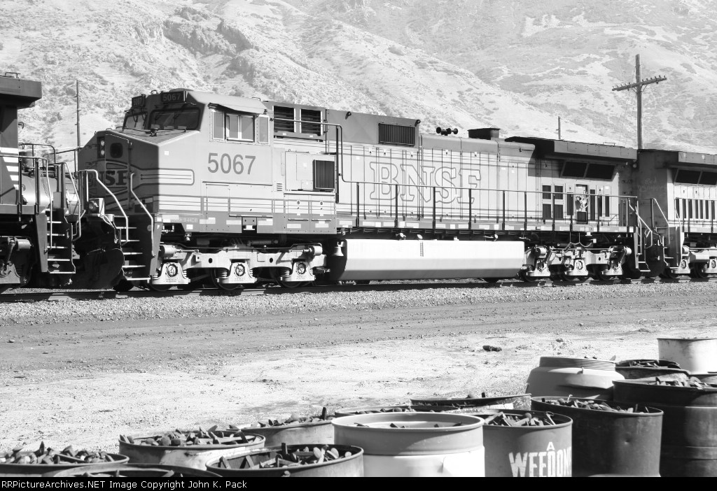 BNSF 5067